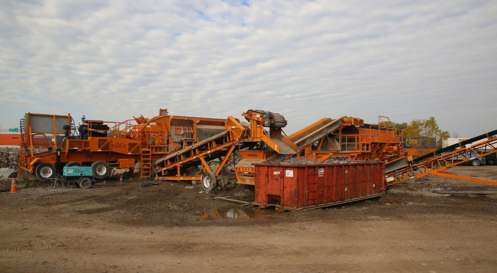 Eagle Crusher UltraMax 1200 UM-25 Impactor - Hills Machinery Company