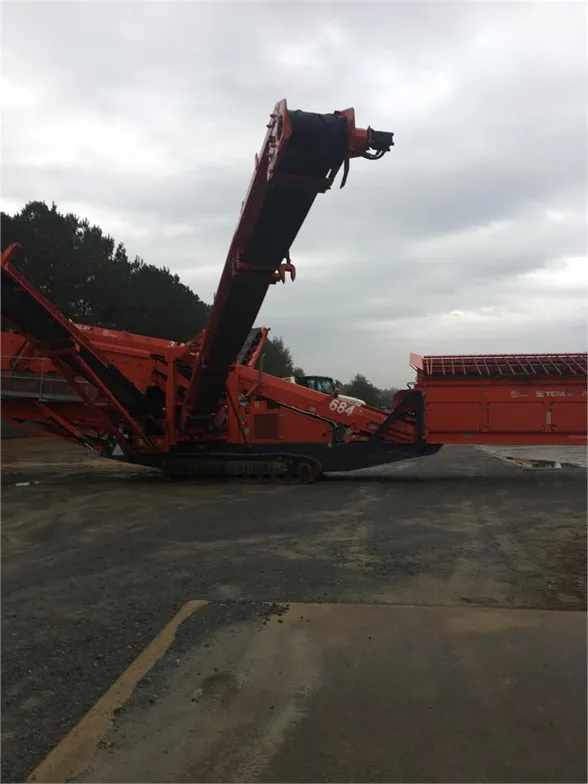 5cb6479959134.jpg - Hills Machinery Company