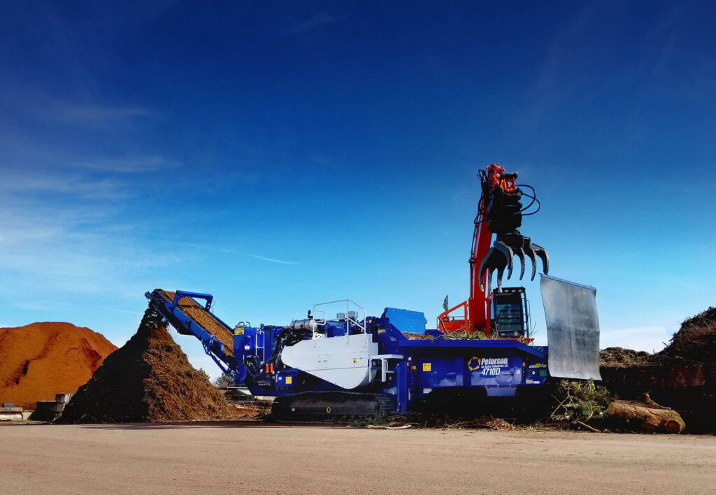 peterson-4710d-horizontal-grinder-green-waste - Hills Machinery Company